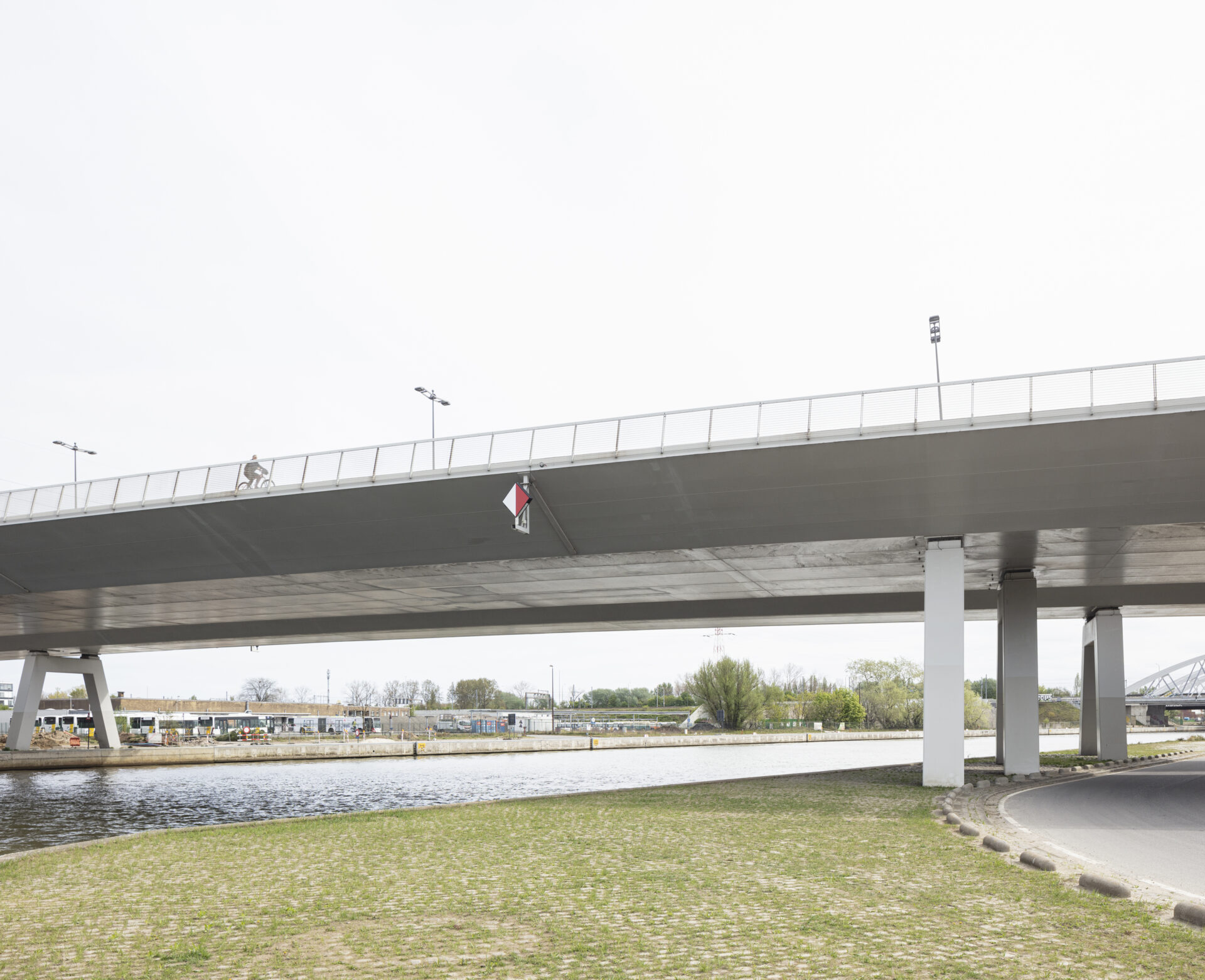 Road and tram bridge Noorderlaan Antwerp - SBE